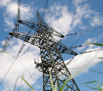 Armaturen und Dämpfungssysteme für Hochspannungsfreileitungen